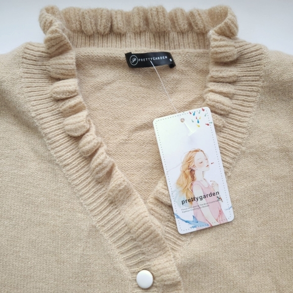 Sweaters | Nwt Pretty Garden Button Down Cardigan | Poshmark